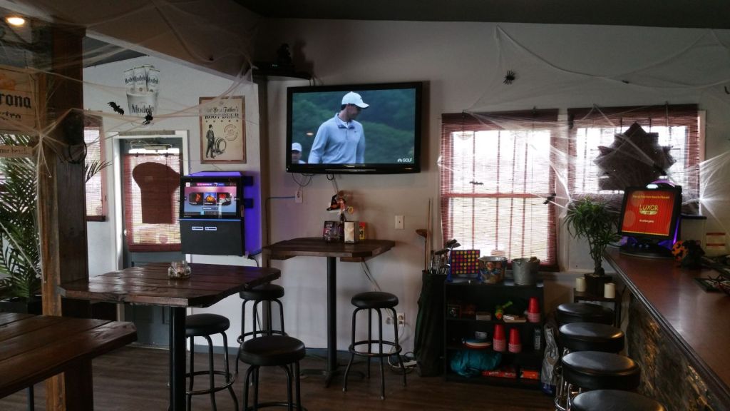 Brooks bar - Van Buren Golf Center